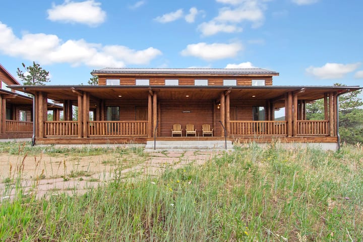 The Cheyenne Cabin 3 At Pathways Ranch! - Allenspark, CO