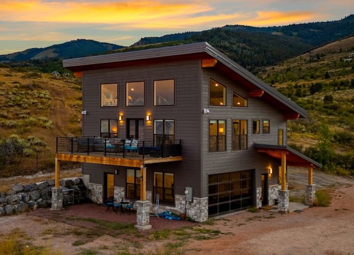 Gaming Garage, Bbq, Ac, Pet Friendly, Lake Views! - Bear Lake State Park, St Charles