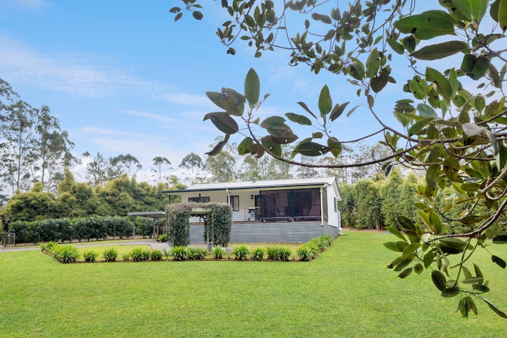Fig Tree Cottage @ Sunshine Grove - Glass House Mountains