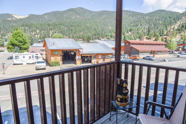 Lift's West #105 - Cozy Corner At The Lifts - Red River, NM