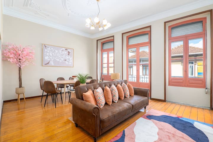 Spacious Vintage Porto House - Porto