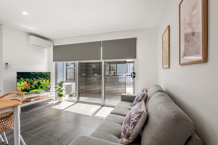 Pet Friendly Golden Beach Escape - Golden Beach