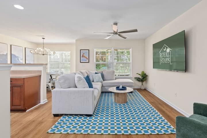 Queen Kelsey - Mins From Credit One - Pet Friendly - Charleston, SC