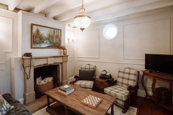 The Balfour, Classic Cottage In Cbd's Café Quarter - Launceston