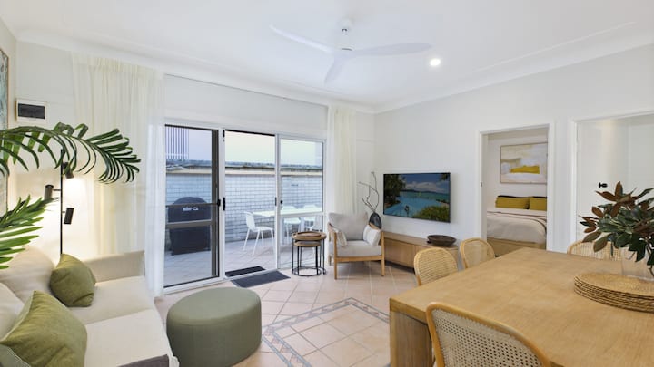 B's Beach House - Avoca Beach