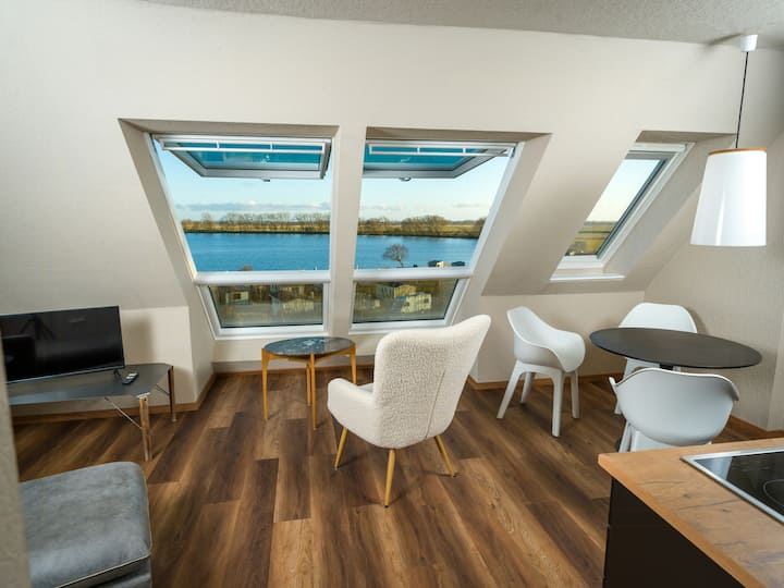 Attic Apartment Stichling With Views Of The Eider - Stapel