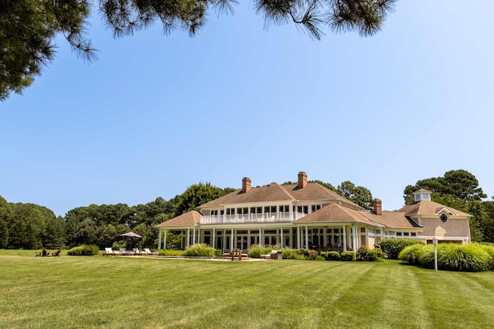 St. Michaels Waterfront | Pool + Sunset Views - Saint Michaels, MD