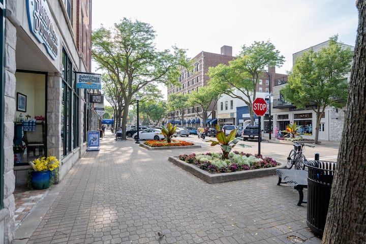 Modern Condo In Downtown Holland: The Ontario - Holland, MI