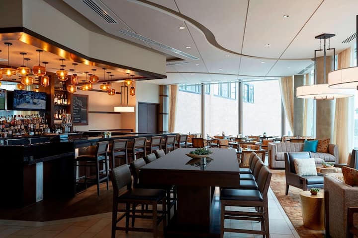 Near Cornell University + On-site Restaurant & Gym - Ithaca, NY