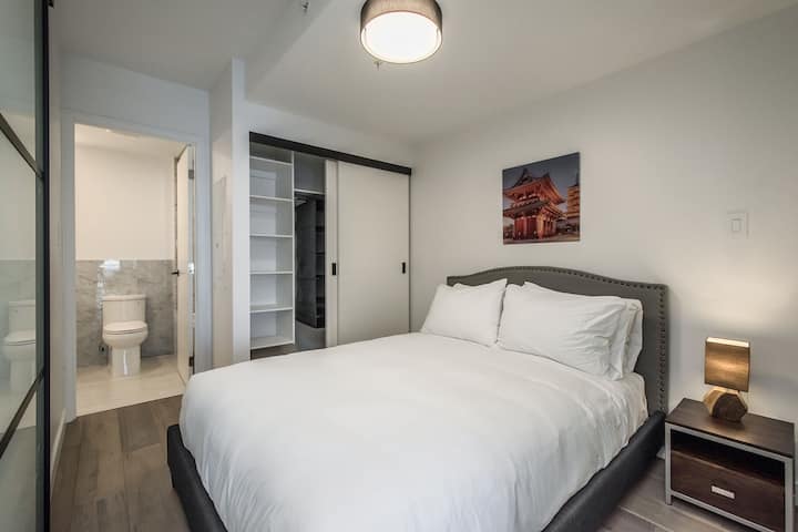 Luxe 1br Apt With Pool, Gym And On-site Theater - Halifax, NS, Canadá