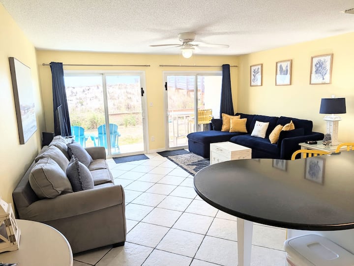 1 Br Condo, Shared Pool, Beach Access - Mary Esther, FL
