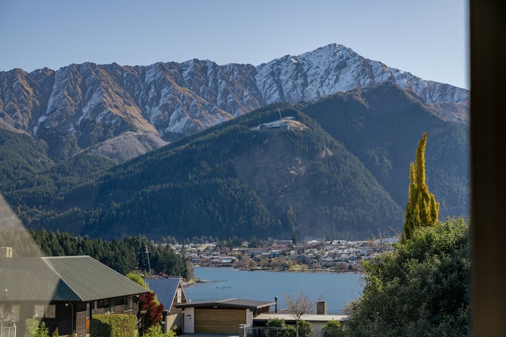 Sunset Lakehouse - Arrowtown