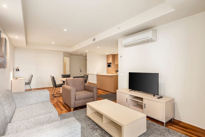2bed 2bath Apartment At Nolo Apts On Lonsdale - Melbourne