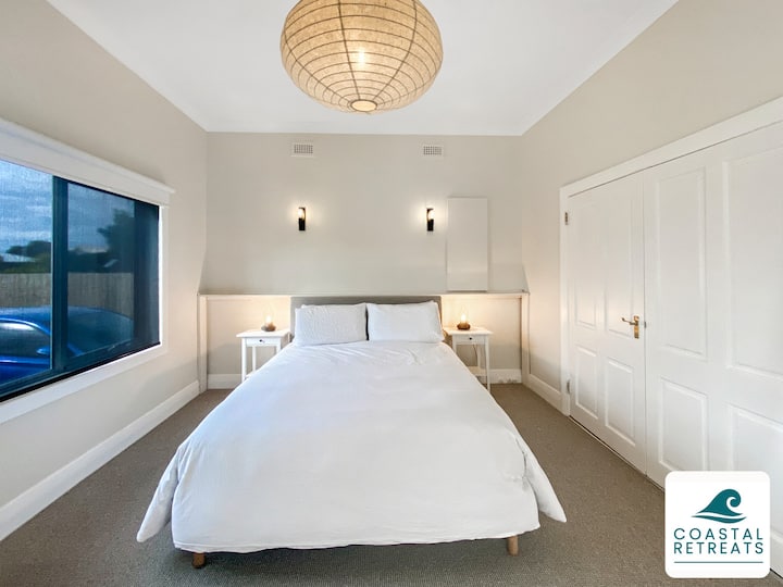 Surf Beach Remote Retreat - Linen Included - Rhyll