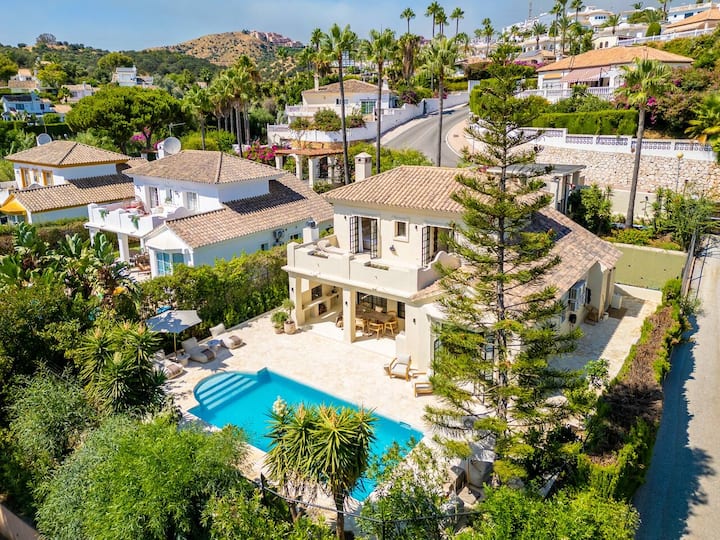 Maison De Style Bohème Méditerranéen Avec Piscine - Sitio de Calahonda