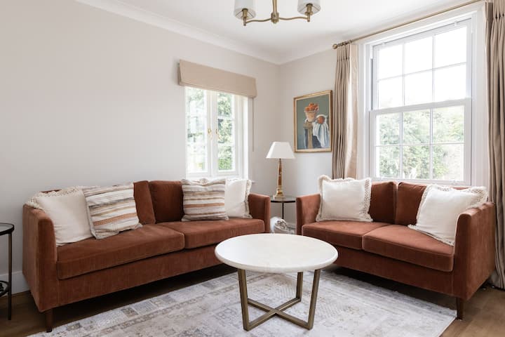 Courtyard Cottage - Arundel