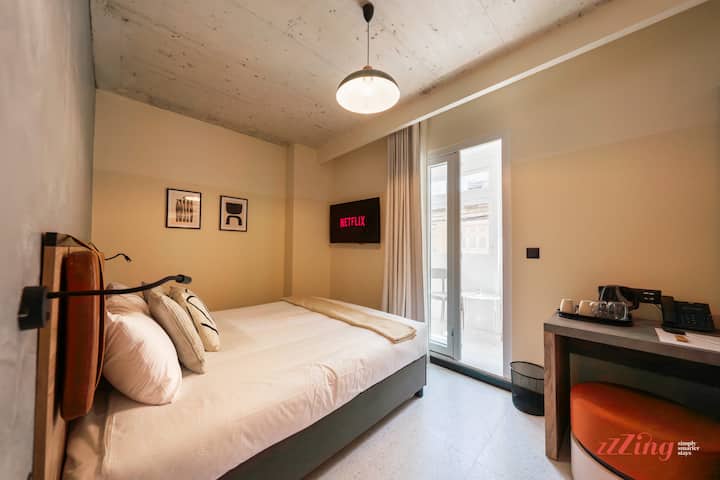 Double Room With Balcony - Valletta