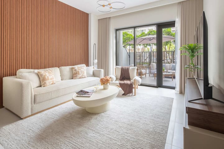 Upscale 1br With Large Patio In Creek Harbour! - 