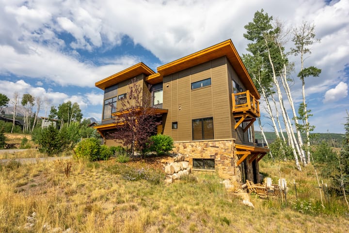 Aspen Sky Lodge -Walk To Clubhouse, Mountain Views - Silverthorne, CO