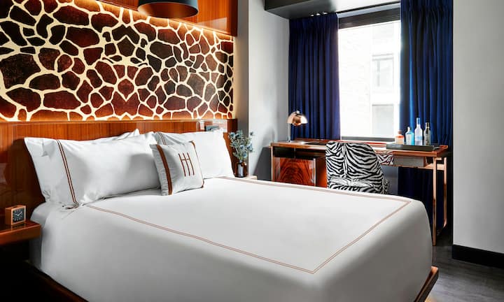 Hotel Hendricks - Midtown Luxe King Retreat - Red Hook, NY