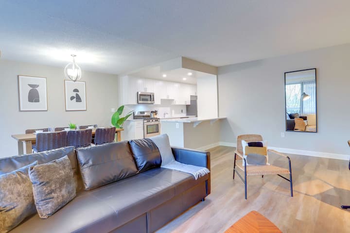 Crystal City Apt With Gym & Pool - Georgetown University, Washington