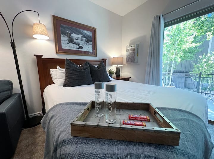 Stay & Charge | Hot Tub, Pool, Free Parking + Ev - Park City, UT