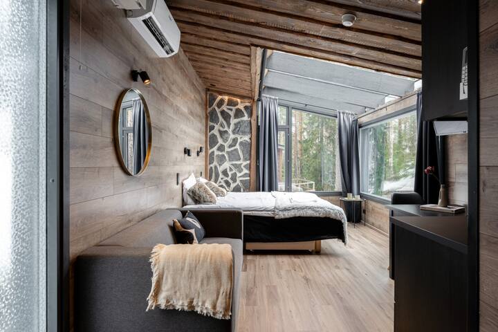 Koskisviitti 4 | Suite With Terrace & Lakeview - Laukaa