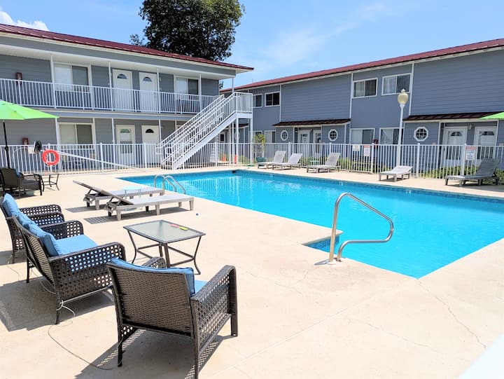 Oak Shores - Pool/fitness Center/beach/restaurants - Biloxi, MS
