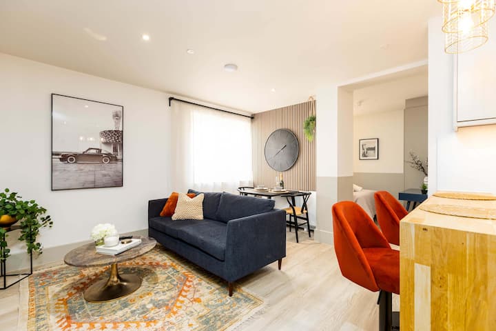 Stylish, Comfortable & Perfectly Located - Bournemouth