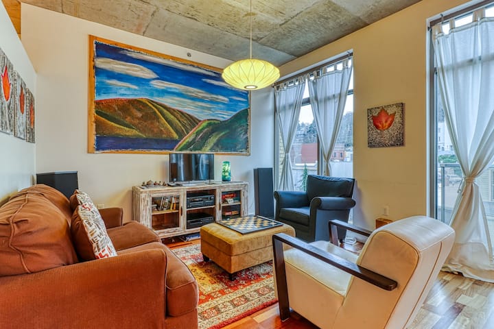 Oak Street Loft - Downtown Hood River - Hood River, OR