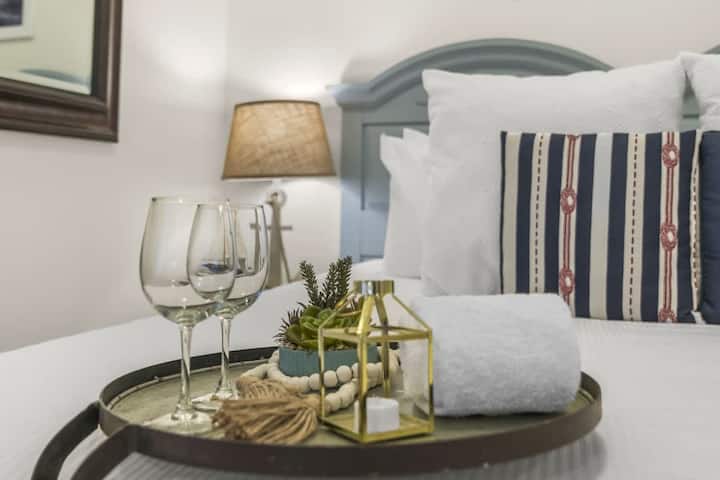 Rosemary Pearl | Free Beach Shuttle & Pool - Rosemary Beach, FL