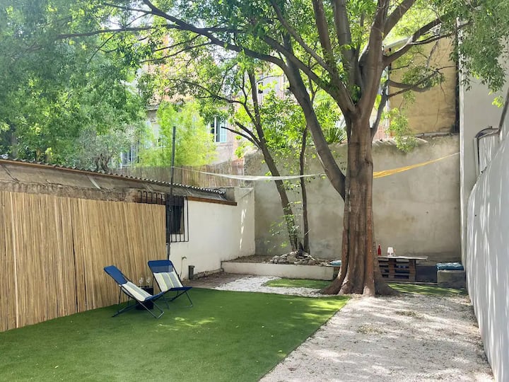 Longchamp Appartement T2 Avec Jardin - Marsella, Francia