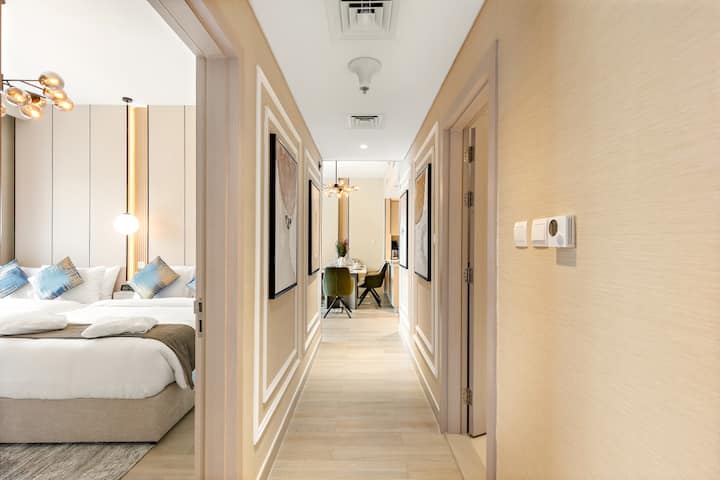 Light & Breezy Apt: Near Ferrari World & Yas Mall - Abu Dhabi