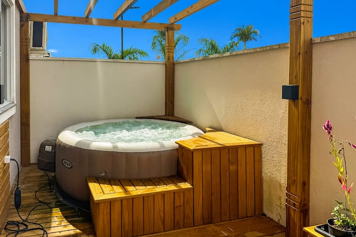Apartamento Com Piscina E Jacuzzi Em Porto Belo - Itapema