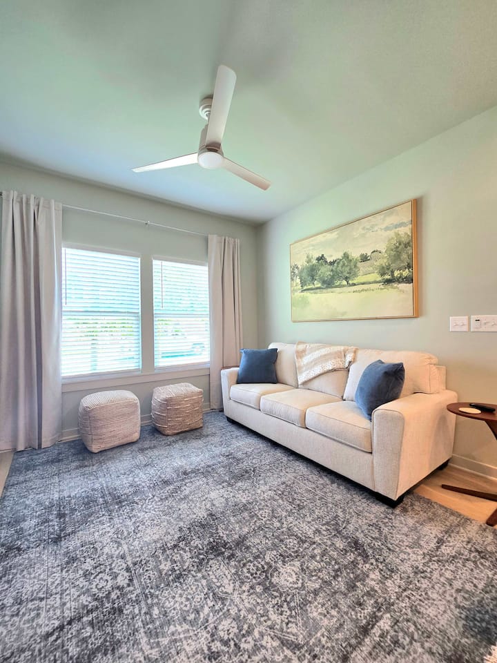 Family Friendly Spacious And Cozy Cottage! - Brent, FL