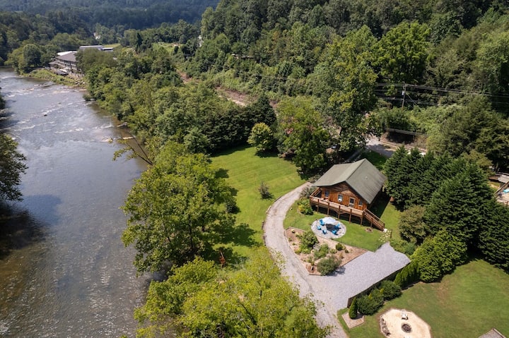 The Reel Tuck - Smoky Mountain River House - Sylva, NC