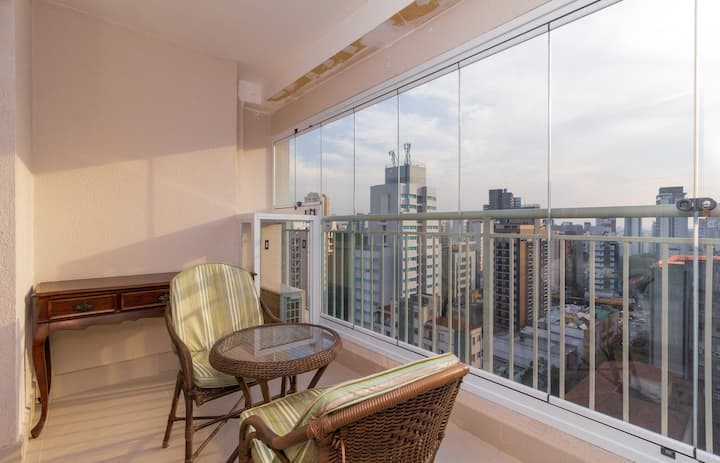 Studio Completo Em óTima Localização - Brasil