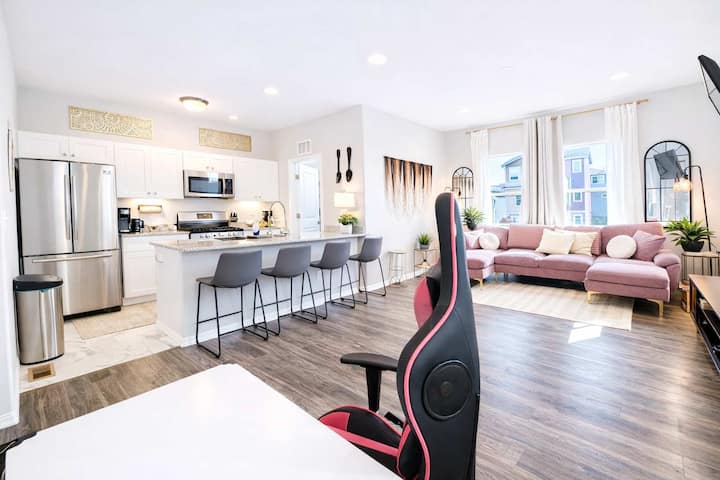 Violetstone/2cargarage/tempurpedic/2bd/2ba - Colorado Springs, CO