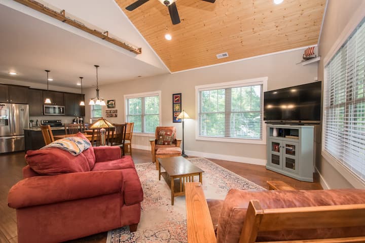 3br Retreat | Ensuite Baths + Fire Pit - Sierra Nevada