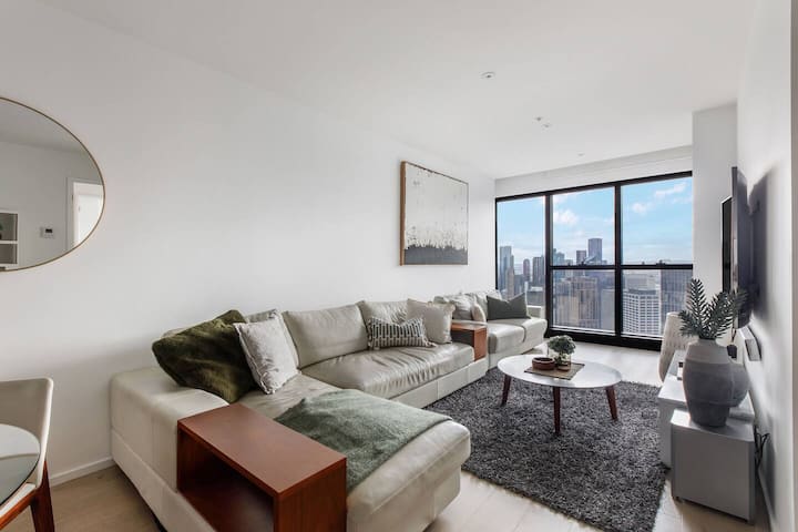 Zyra Lookout—riverside Retreat With Pools & Sauna - Kensington