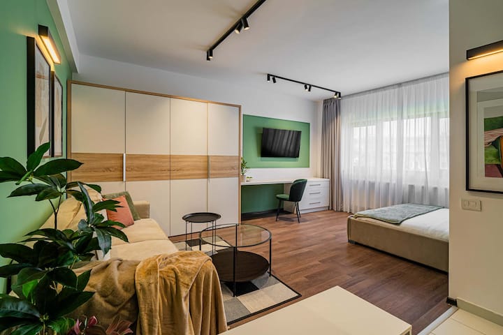 Design-forward Studio Near Cismigiu Park - Bucarest