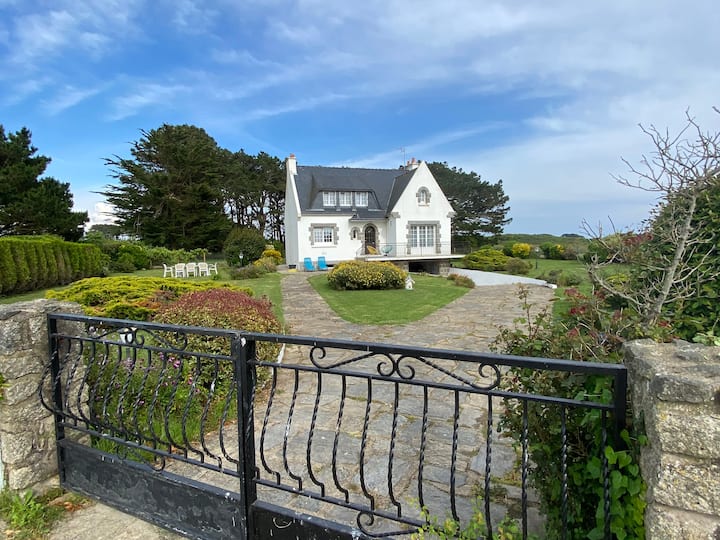 Maison Lumineuse à Groix Avec Jardin - Groix