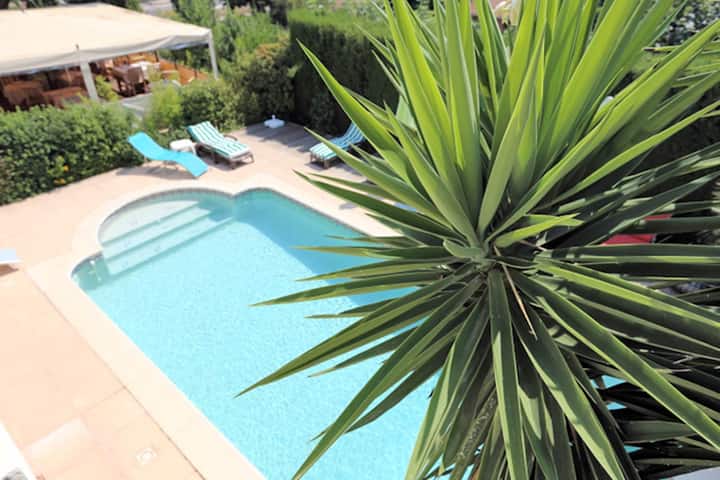 Bastide Des Pins – Studio Double Balcon & Piscine - Le Pradet