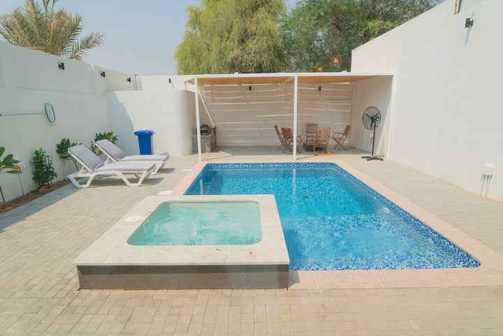 Dar 66 Digdagga Pool Chalet With Jacuzzi - Ras Al-Khaimah