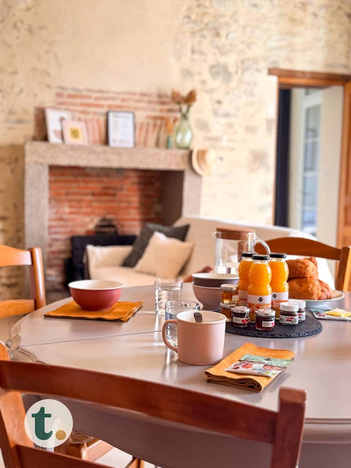 Tranquiloue - Calme & Charme - 17min Du Puy Du Fou - ibis Les Herbiers