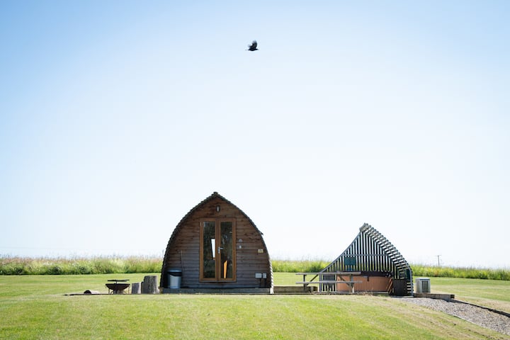 Luxury Cabin With Hot Tub By Wigwam Holidays - Yorkshire