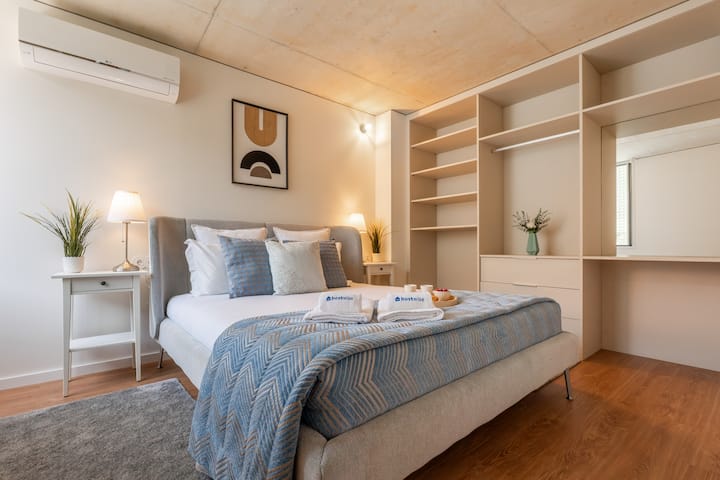 Modern 4-apt Retreat For 14, Porto By Hostwise - Porto
