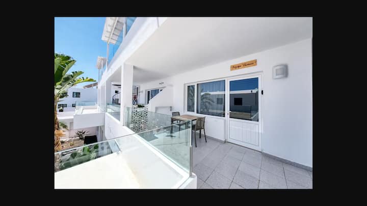 Refugio Volcánico - Puerto del Carmen