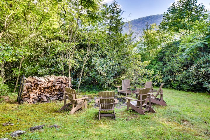 Mountain Views: Luxe Highlands Mansion On 6 Acres - Cashiers, NC