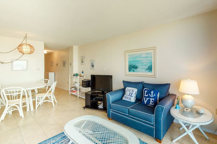 1br Oceanfront | Balcony | Pool | Hot Tub - Bethany Beach, DE